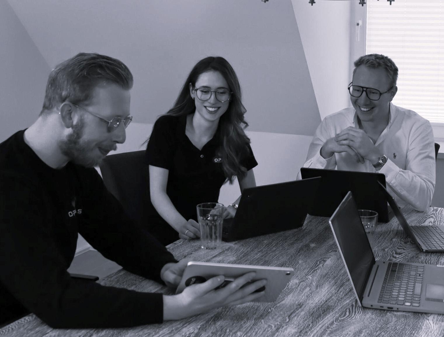 Become a partner now | OPaaS Cloud